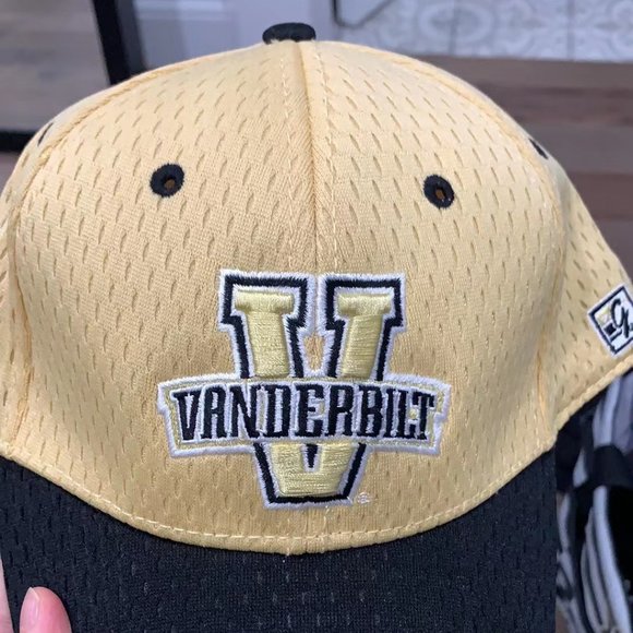 Vanderbilt University | Accessories | New With Tag Vanderbilt ...